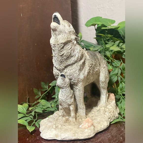 Accents | Vtg Living Stone Sandicast Howling Wolf Cub Figurine 9 Tall ...